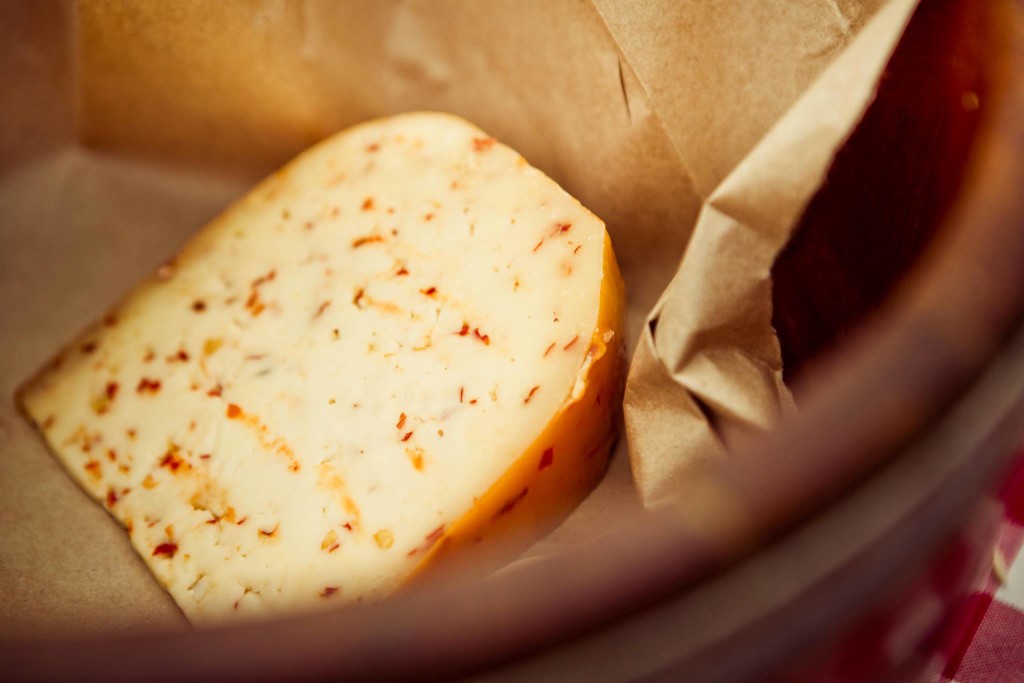 Red Hot Chili Pepper Gouda – Armadale Farm Dairy Products